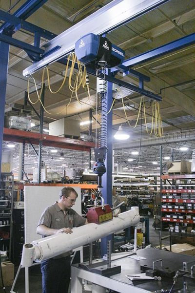 Four Ergonomic Lifting Solutions That Cut Repetitive Stress Injury ...