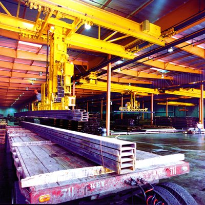 Six Best Practices For Safely Parking A Load - Overhead Lifting